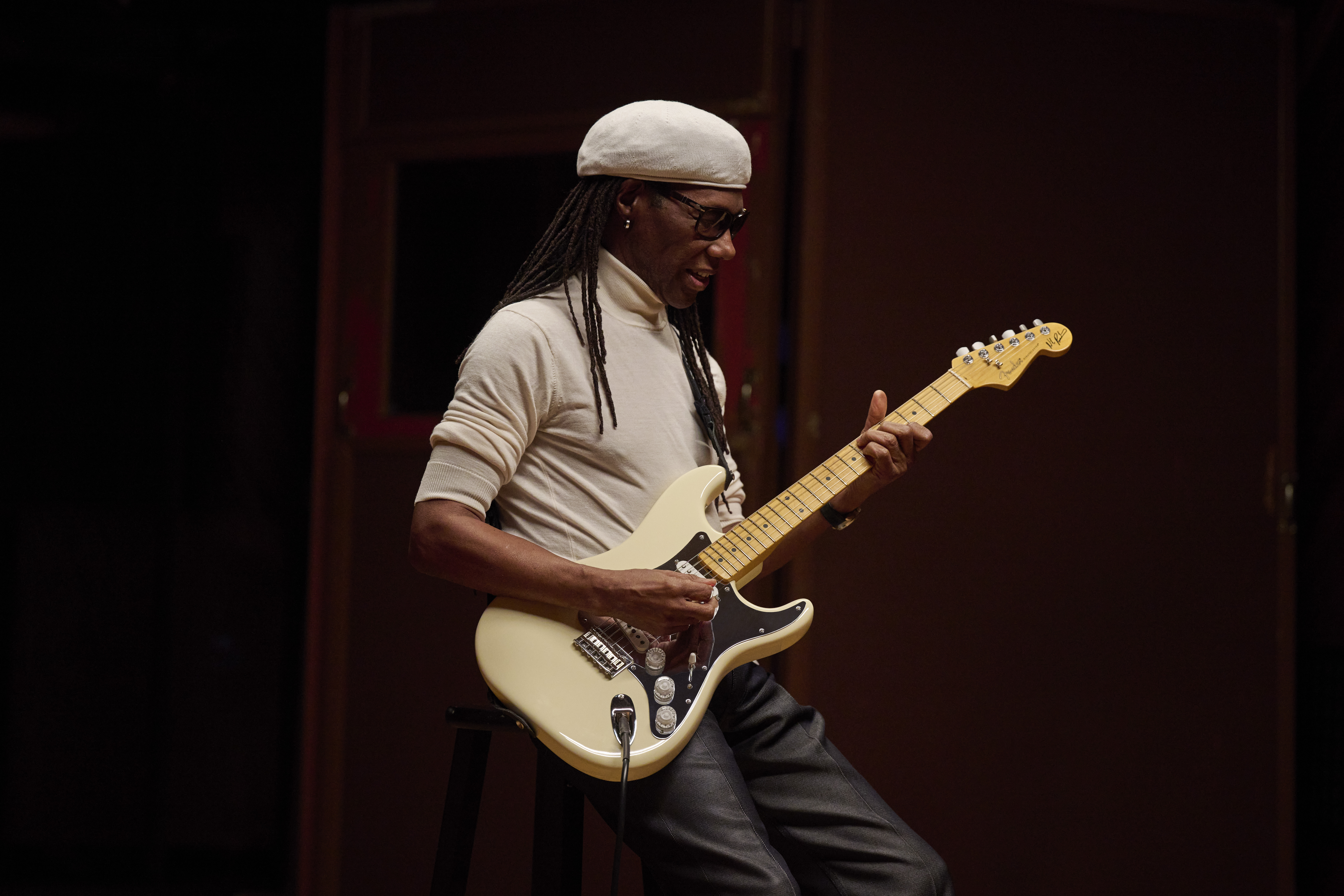 FENDER Nile Rodgers The Hitmaker Stratocaster