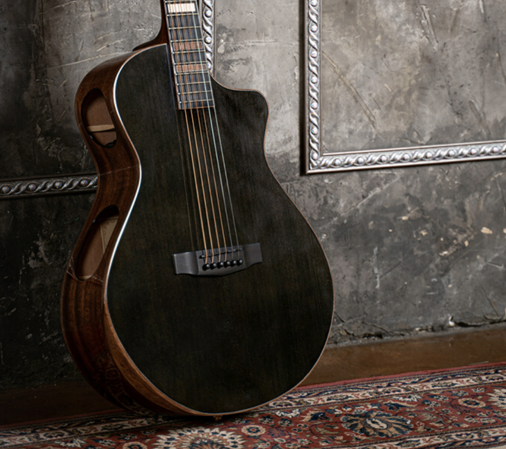 CORT Modern Black – Masterpiece Series