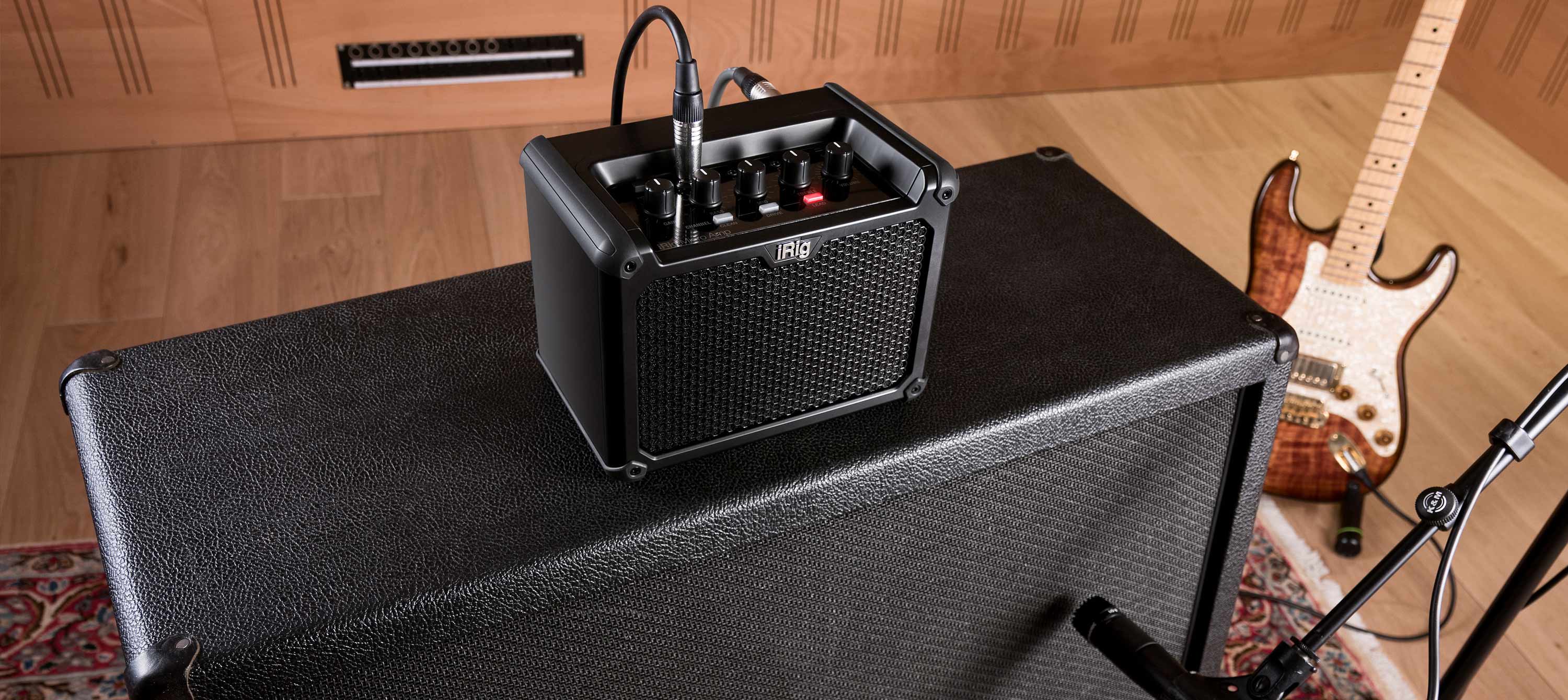 IK Multimedia iRig Micro Amp, piccolo, potente e dotato di interfaccia ...